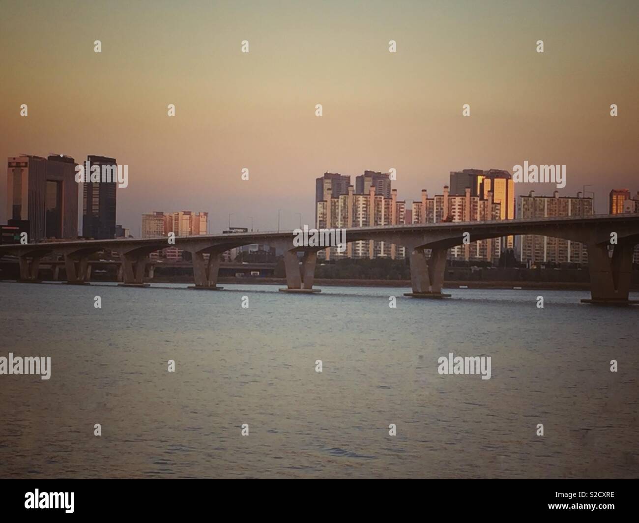 A road bridge over The Han River in Seoul, South Korea at sunset Stock ...