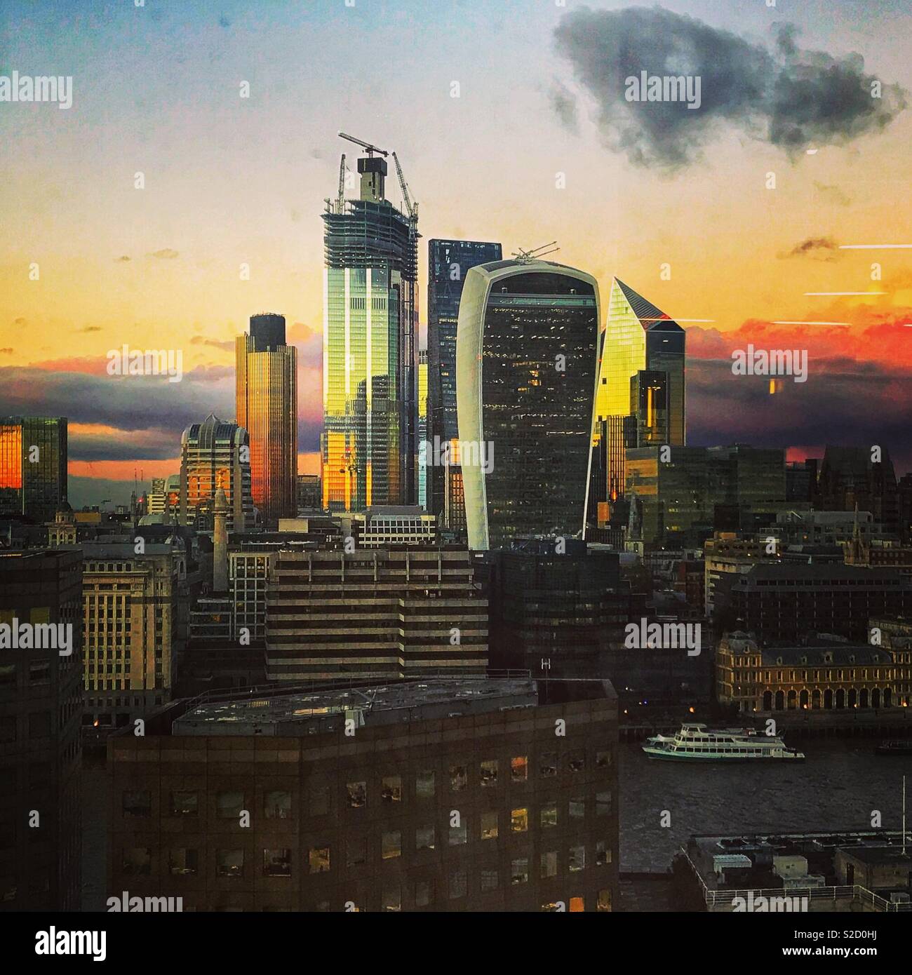 London colours hi-res stock photography and images - Alamy