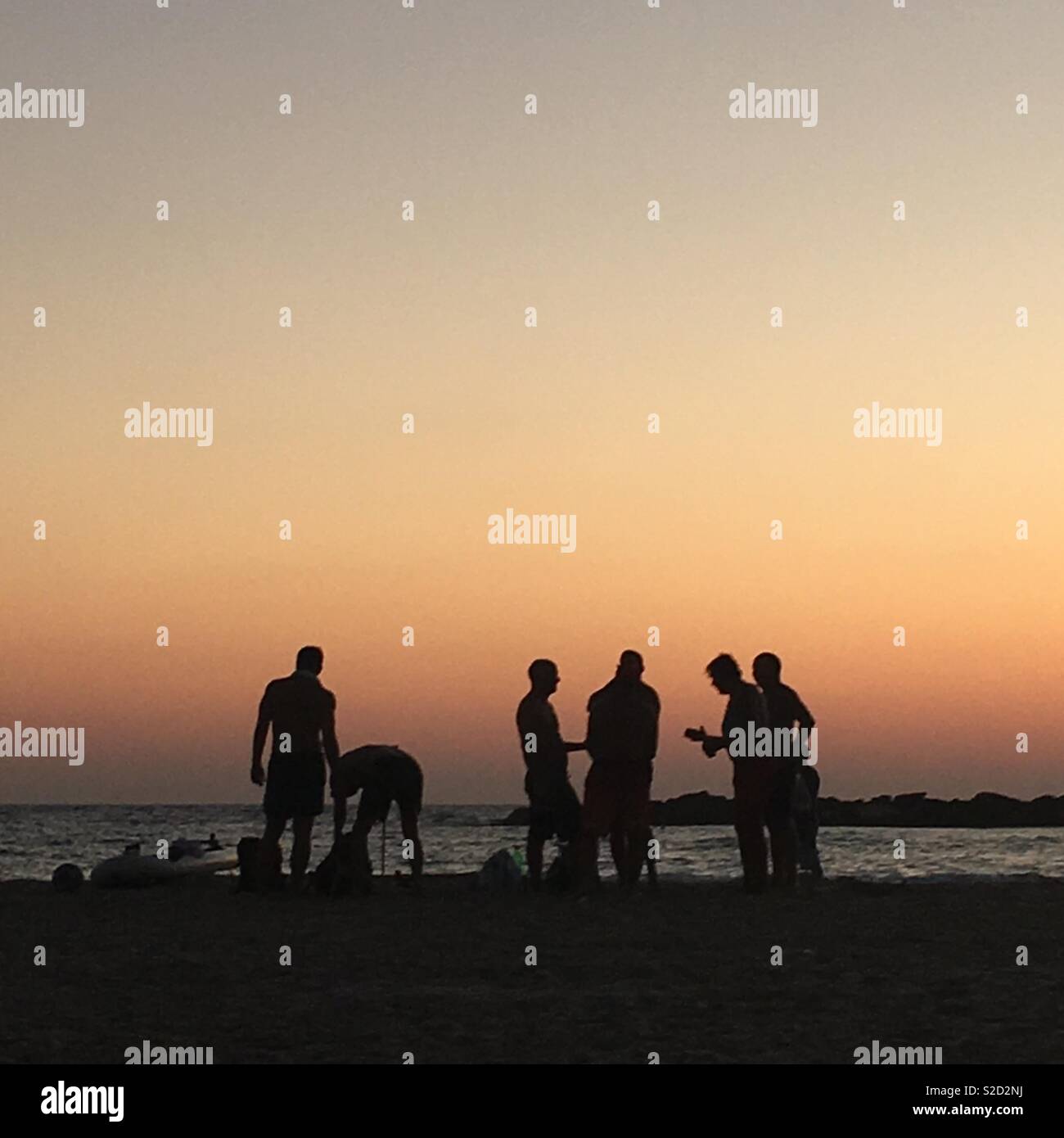 Silhouette people gathering hi-res stock photography and images - Alamy