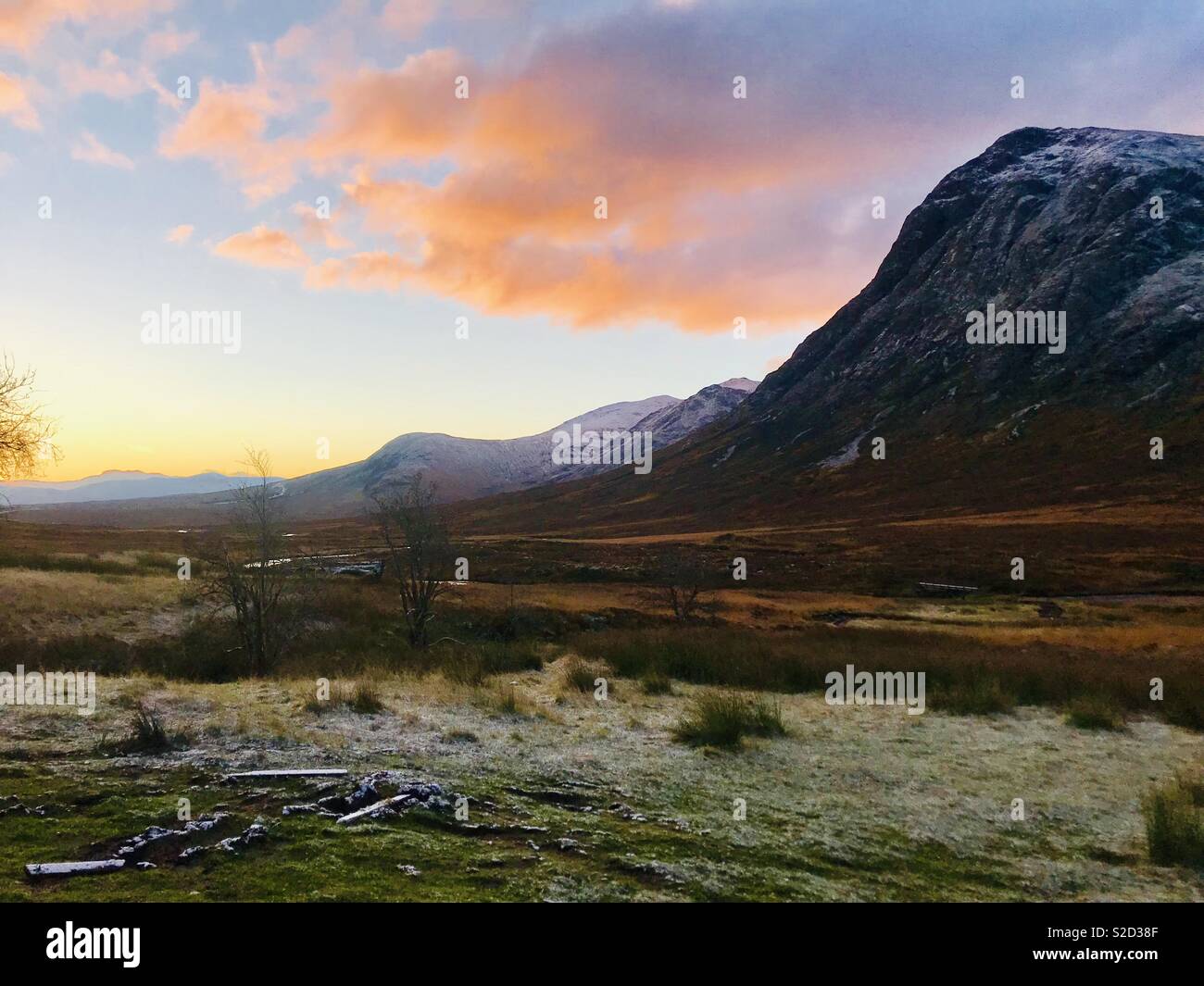 Sunrise in the Scottish highlands Stock Photo - Alamy