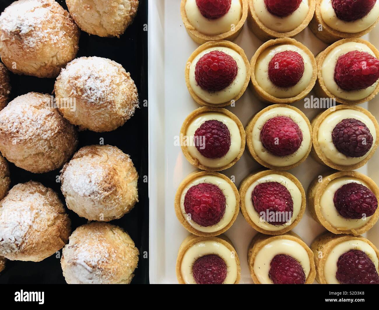 Fruit and pastries hi-res stock photography and images - Alamy