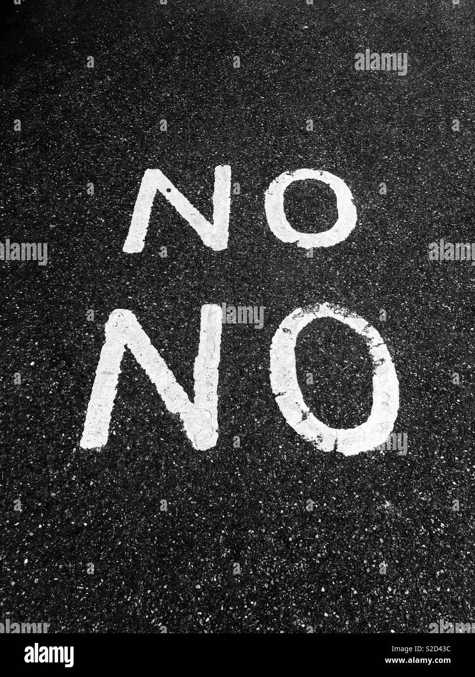 No pavement hi-res stock photography and images - Alamy