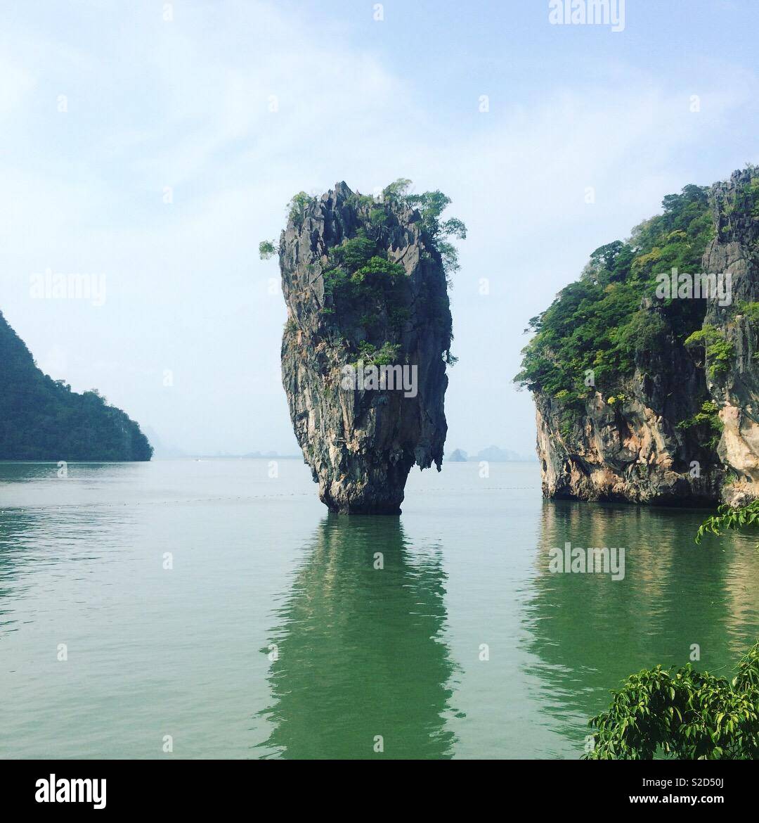 James bond island thailand hi-res stock photography and images - Alamy