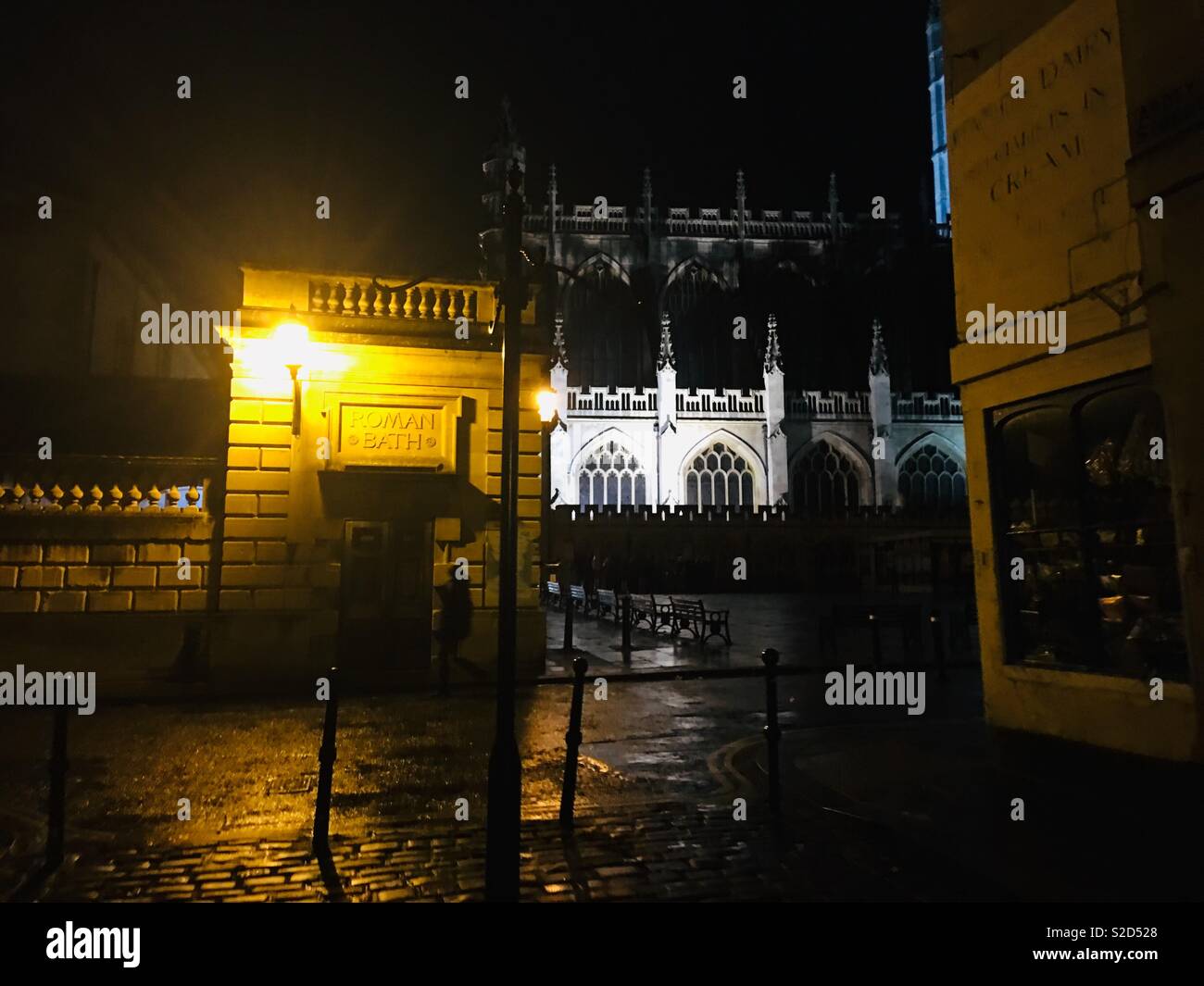 Night time in bath hi-res stock photography and images - Alamy