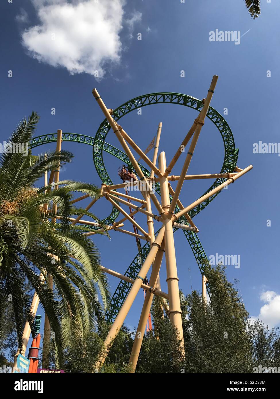 Roller coaster thrill ride hi-res stock photography and images - Alamy