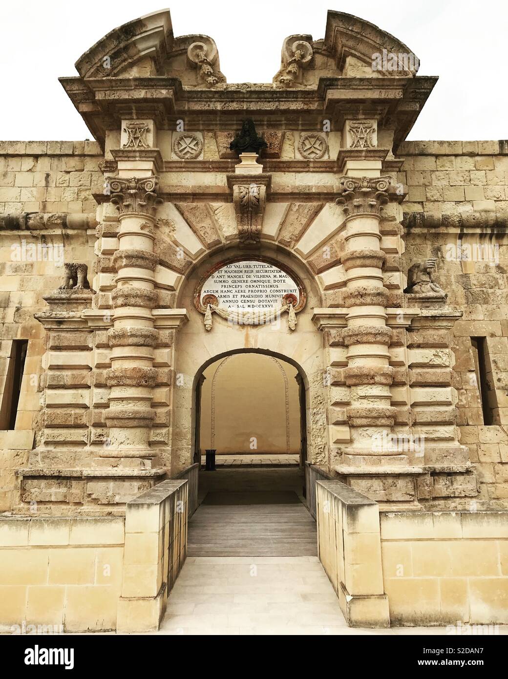 Fort Manoel entrance gate Stock Photo - Alamy
