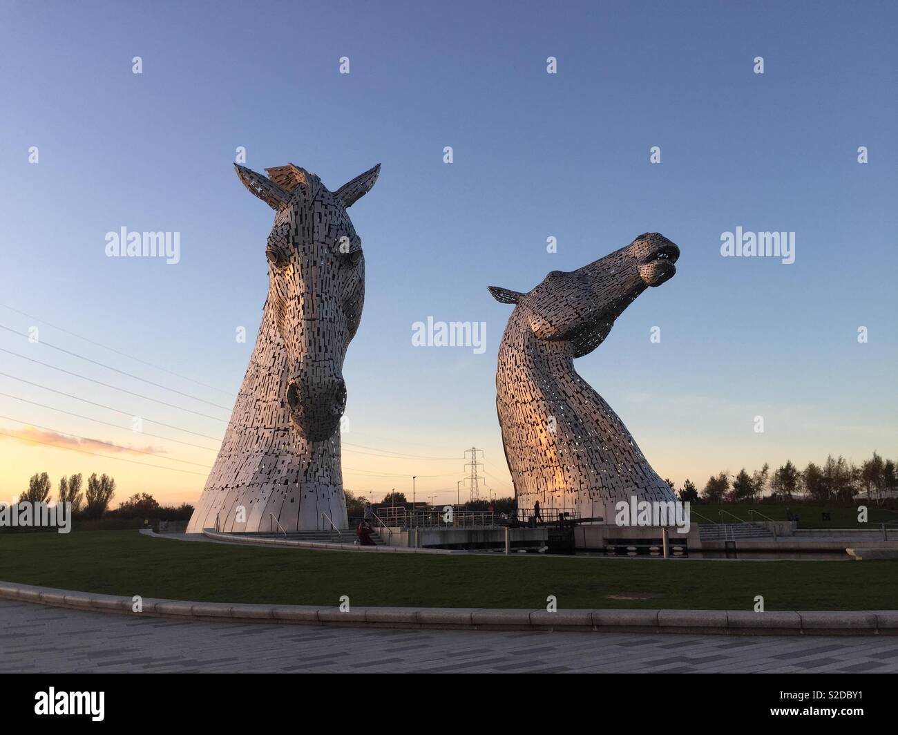 Kelpies at sunset hi-res stock photography and images - Alamy