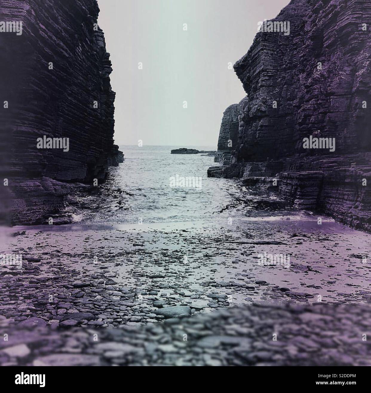 Small beach inlet near Wick in the Scottish Highlands Stock Photo - Alamy