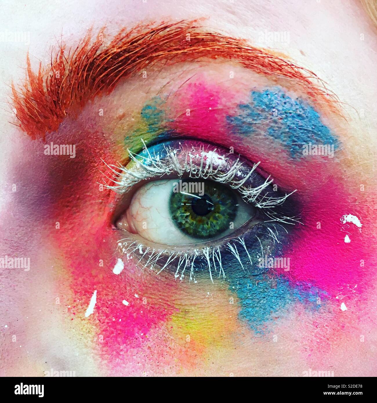 Colour explosion hi-res stock photography and images - Alamy