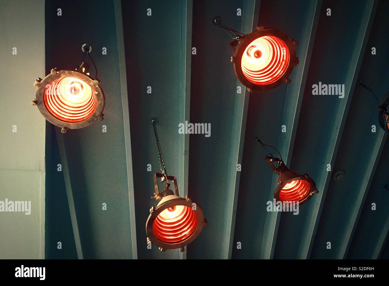 Lights in the pub, Brighton Stock Photo - Alamy