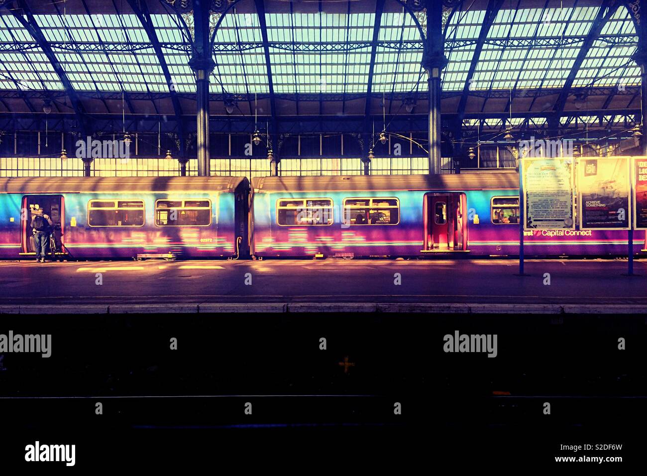 Brighton trains hi-res stock photography and images - Alamy