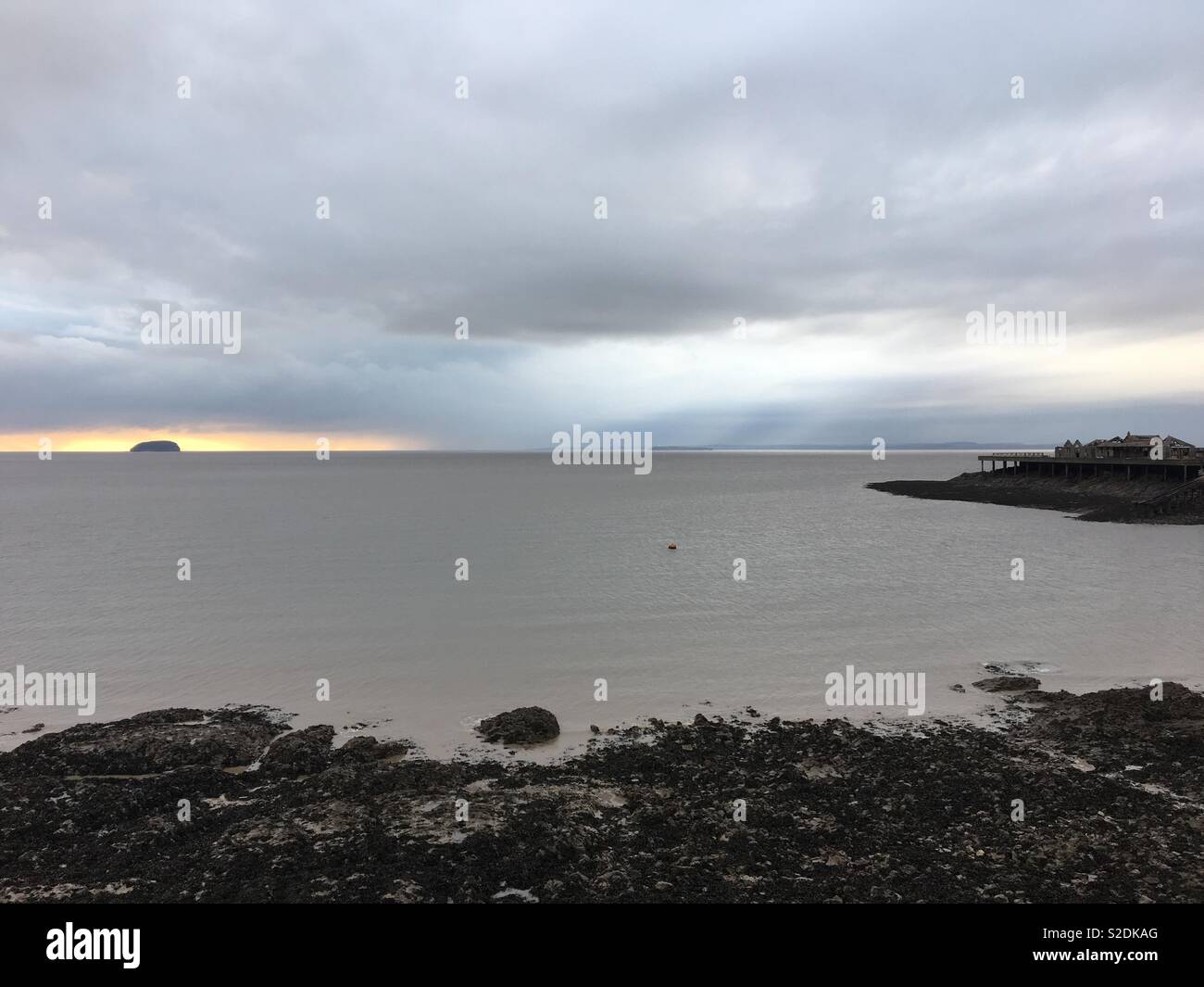 Dark and moody sunset hi-res stock photography and images - Alamy
