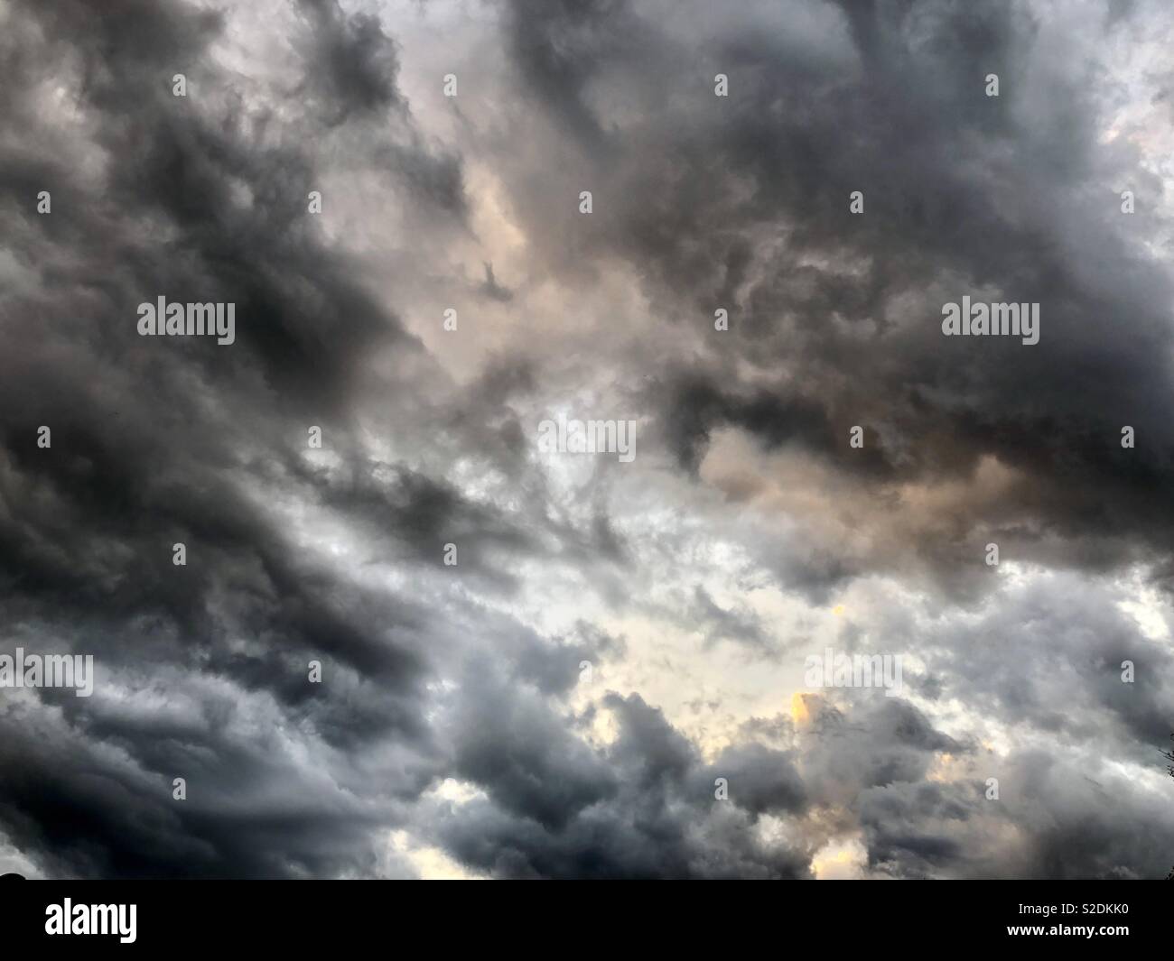 Front yard view hi-res stock photography and images - Alamy