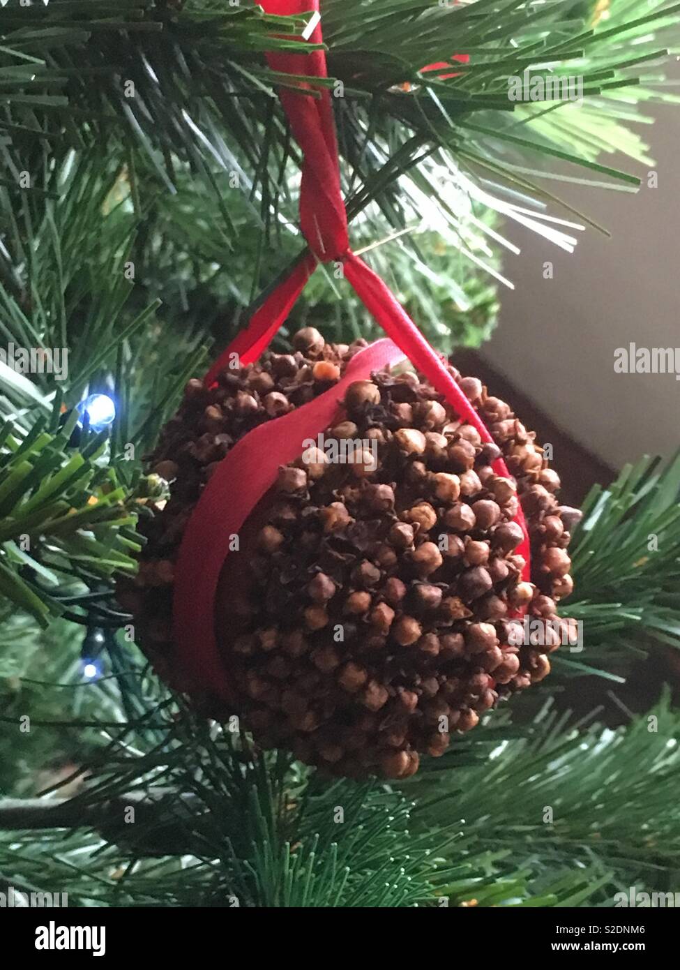 Orange pomander hi-res stock photography and images - Alamy