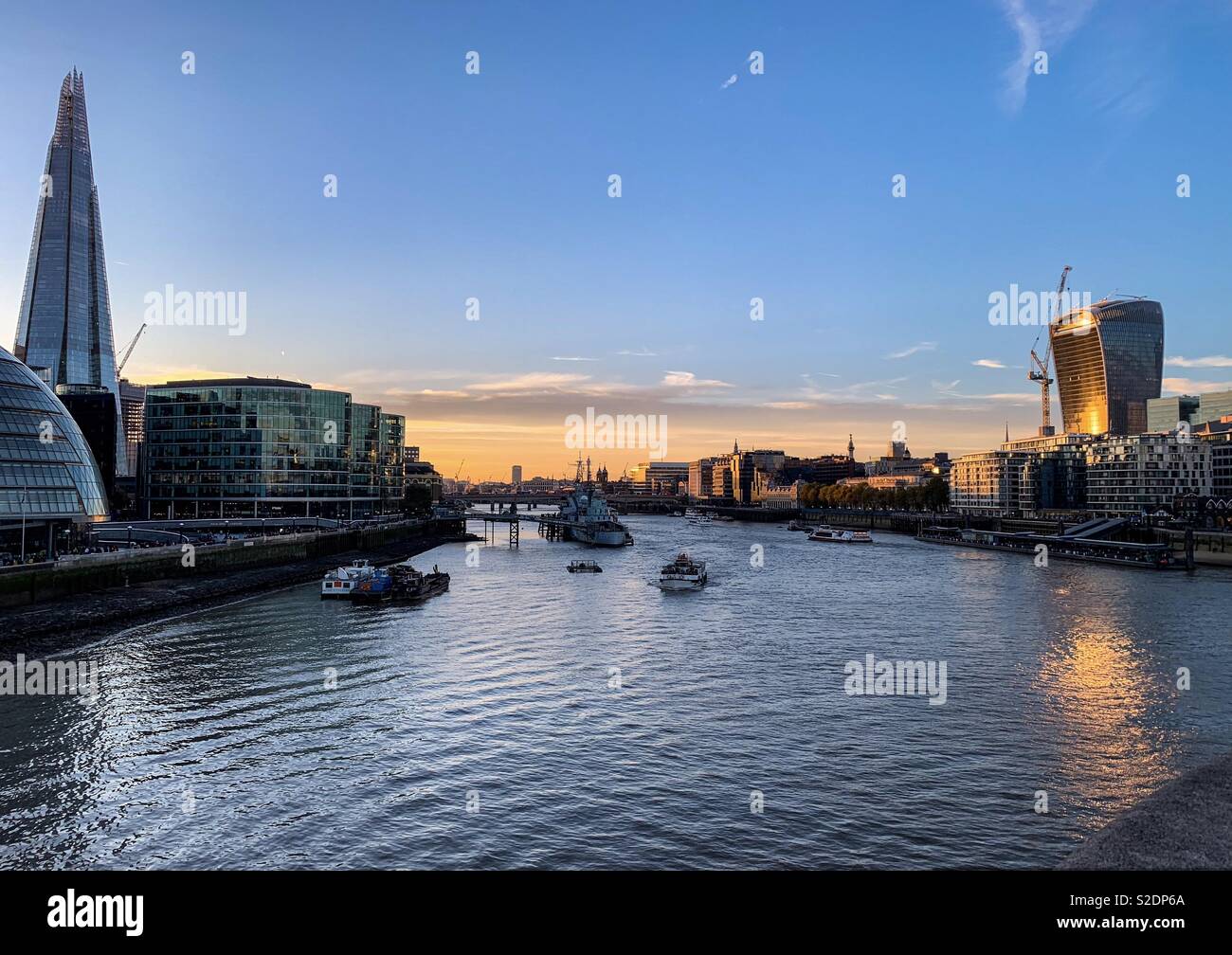 London tower bridge in sunset hi-res stock photography and images - Alamy