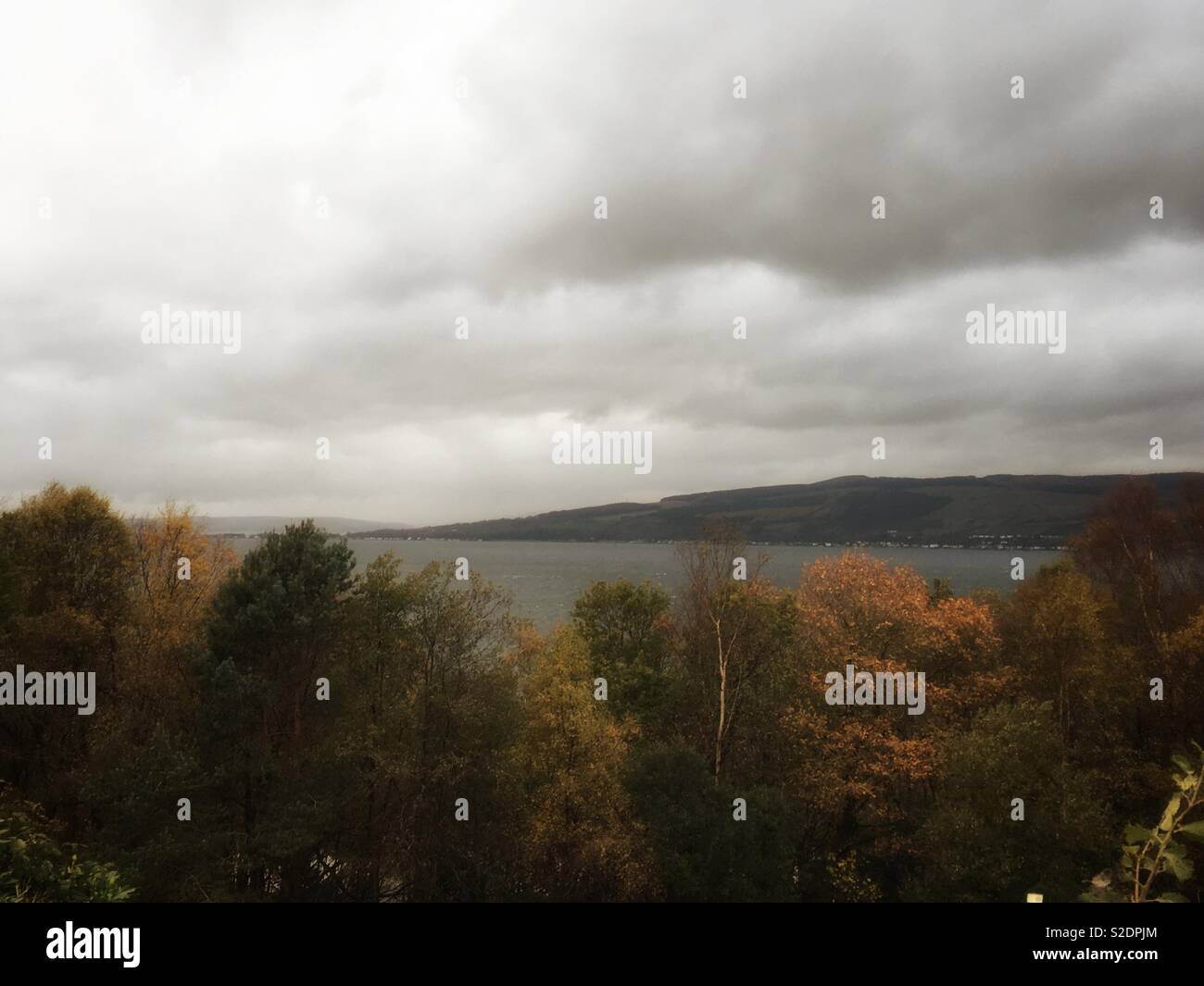 Grey scenery hi-res stock photography and images - Alamy