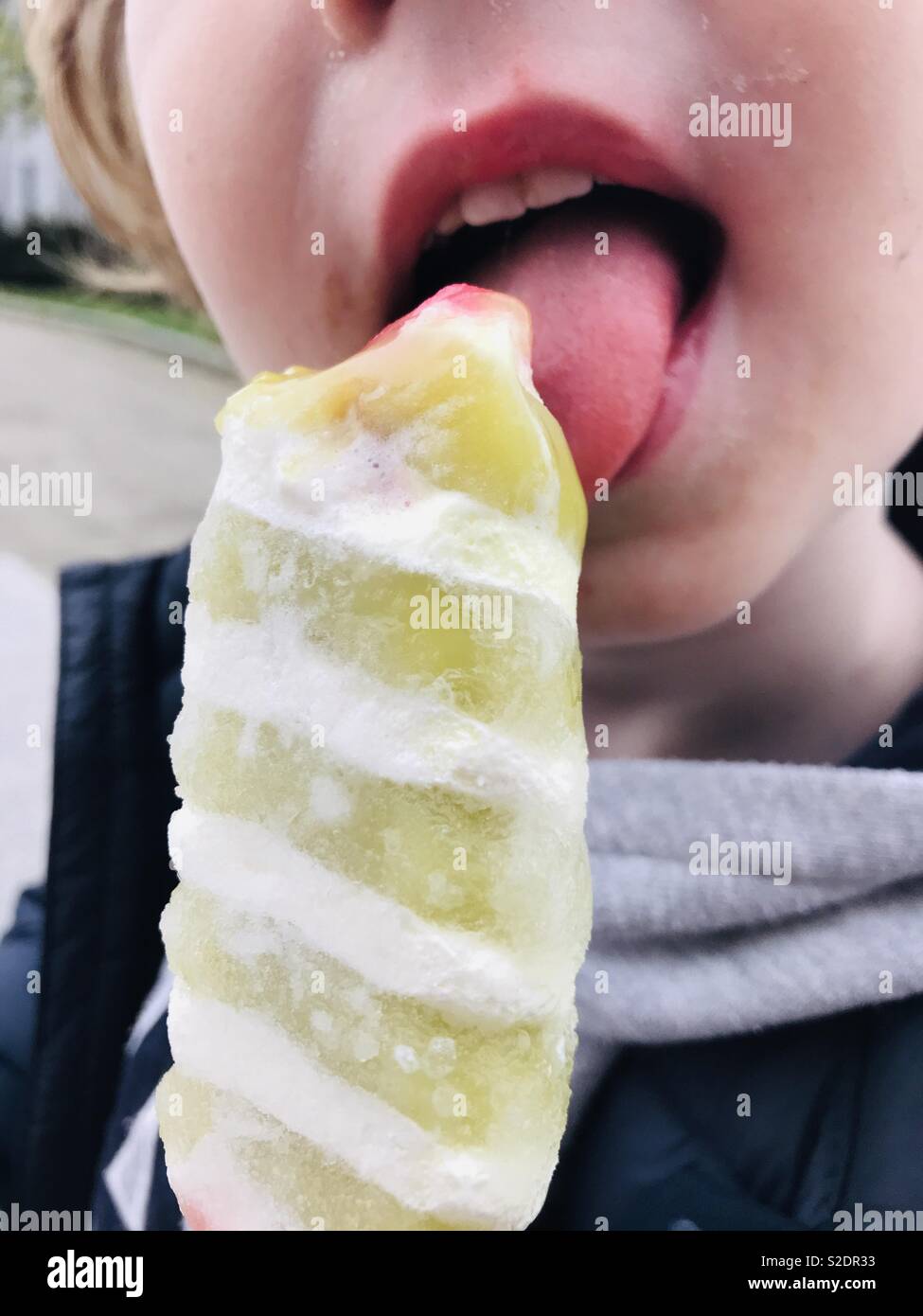 Child lick ice cream hi-res stock photography and images - Alamy