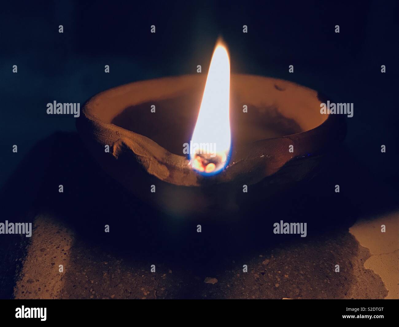 Burning diya hi-res stock photography and images - Alamy