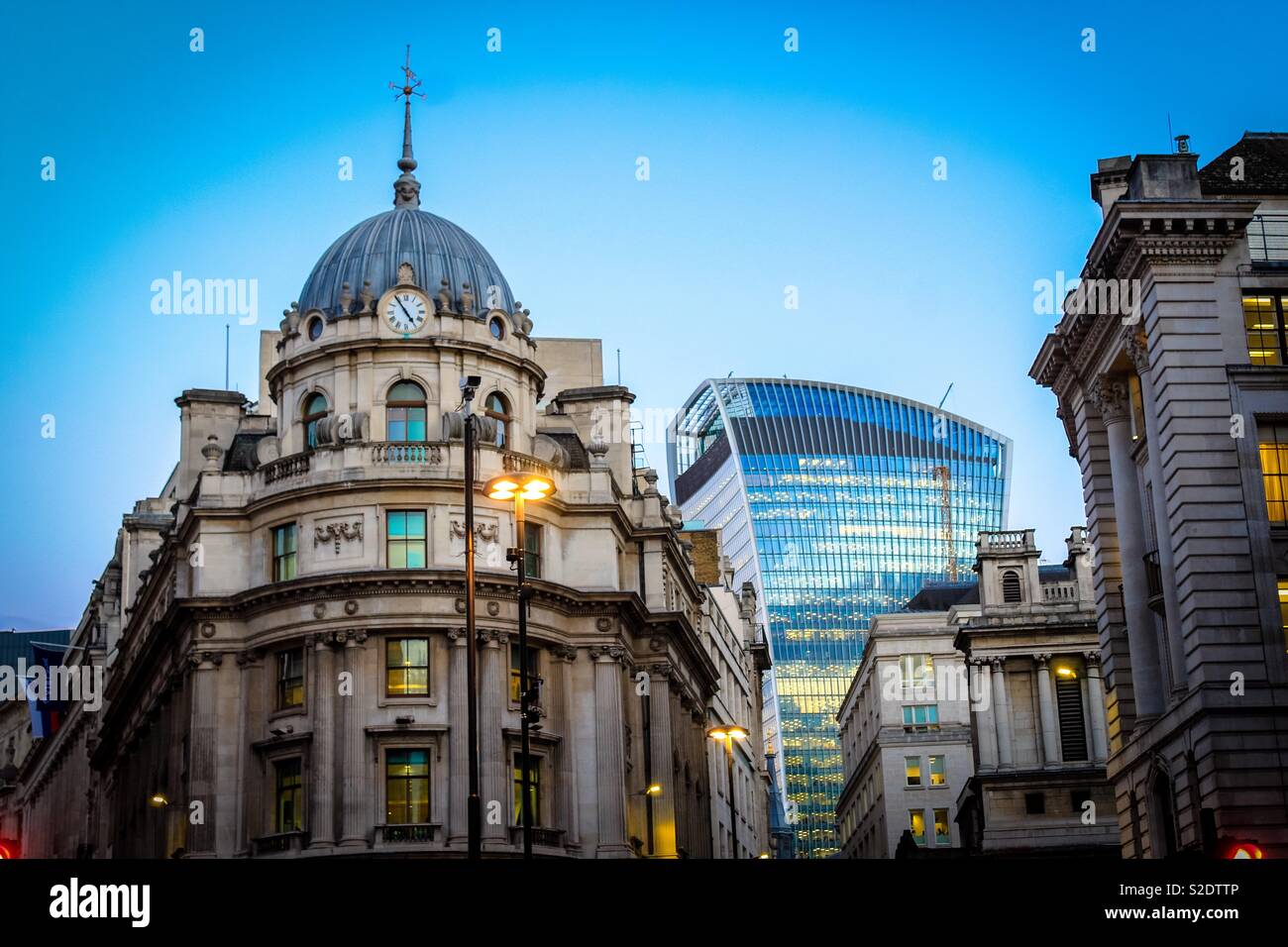 No people blue skies hi-res stock photography and images - Alamy