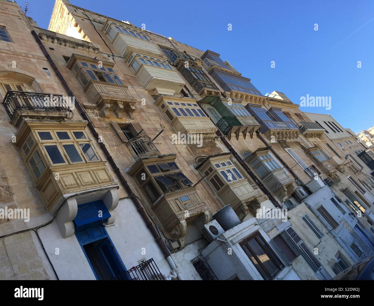 Maltese architecture hi-res stock photography and images - Alamy