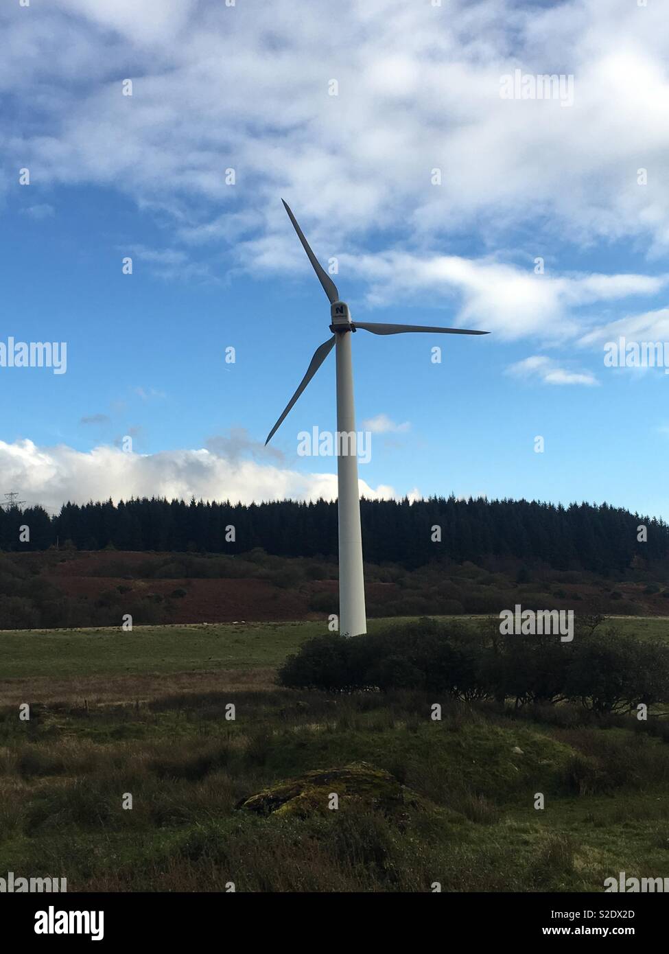 Wind turbine scotland hi-res stock photography and images - Alamy