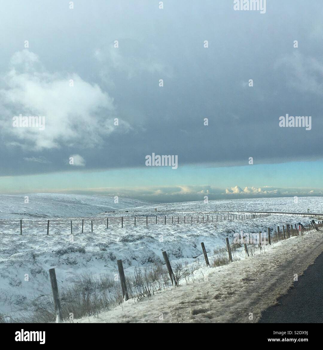 Snake pass peak district hi-res stock photography and images - Alamy