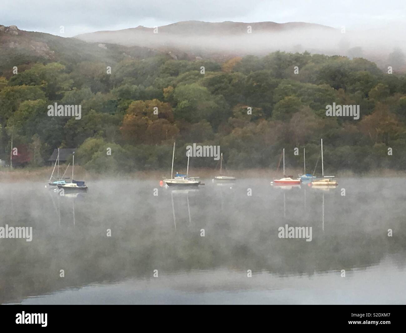 Coniston lakes hi-res stock photography and images - Alamy
