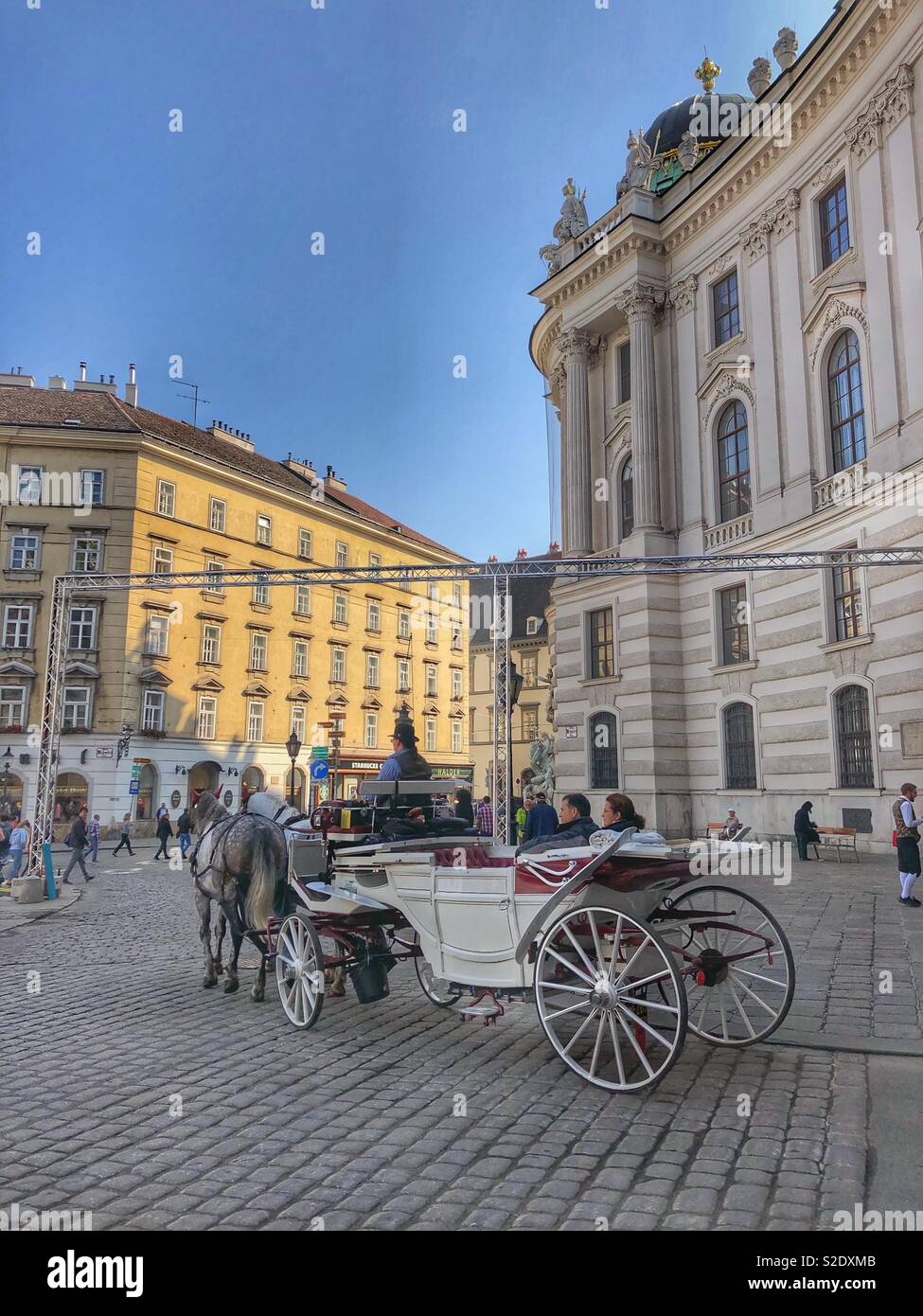 Horse and carriage ride in Vienna, Austria Stock Photo - Alamy