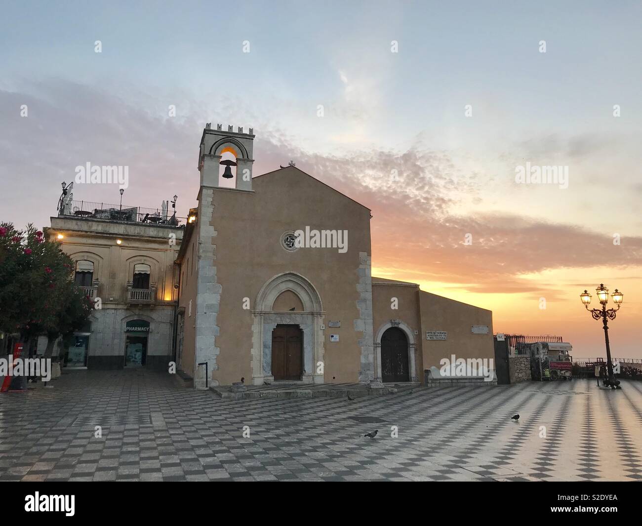Taormina Church High Resolution Stock Photography and Images - Alamy