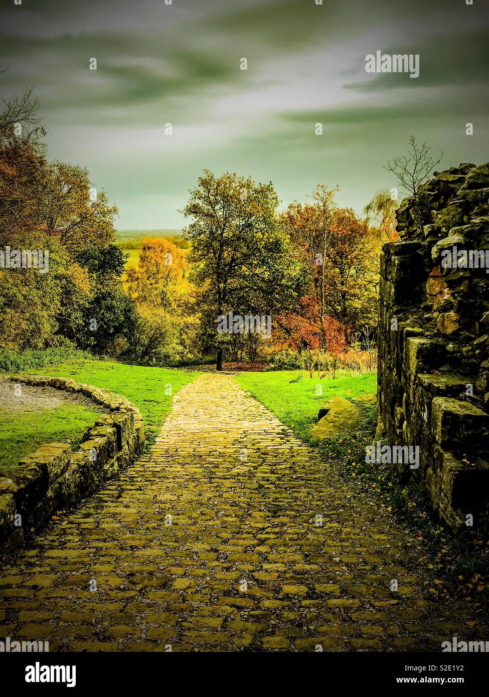Beeston castle, cheshire hi-res stock photography and images - Alamy