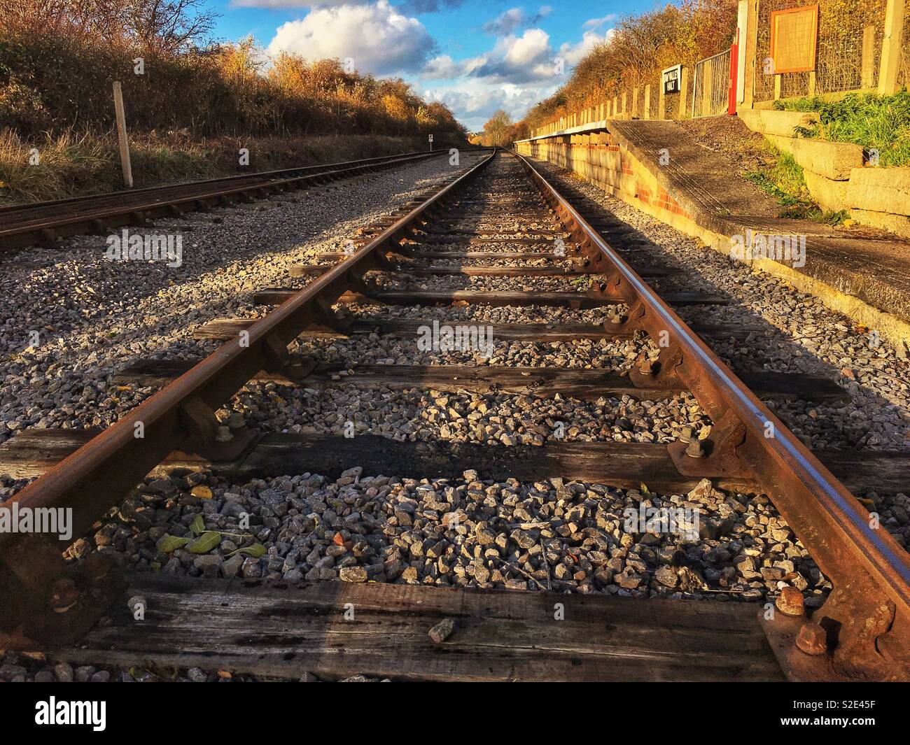 Straight rail hi-res stock photography and images - Alamy
