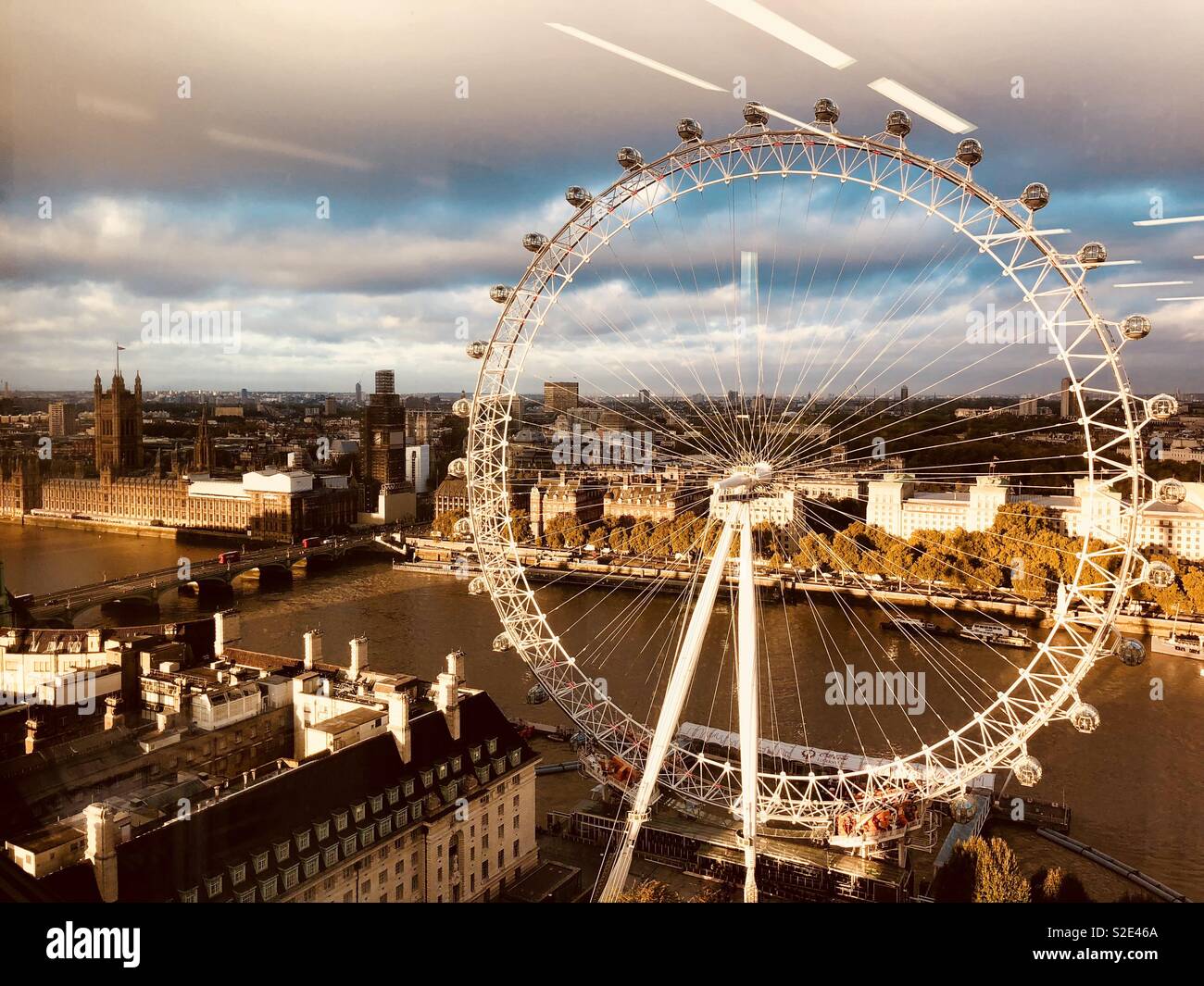London eye big ben hi-res stock photography and images - Alamy