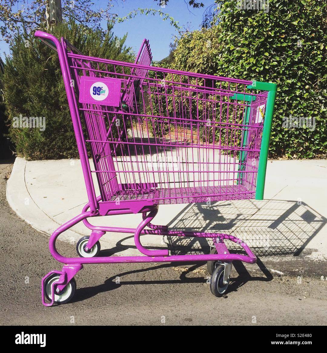 99c store trolley Stock Photo - Alamy