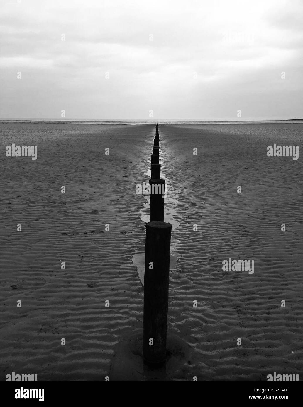 Dull sea Black and White Stock Photos & Images - Alamy