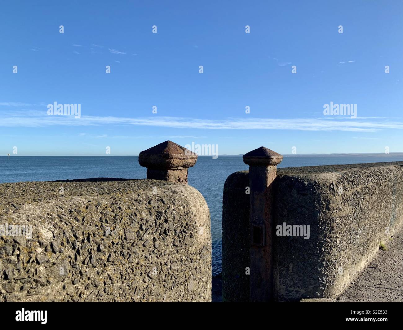 Iron posts hi-res stock photography and images - Alamy
