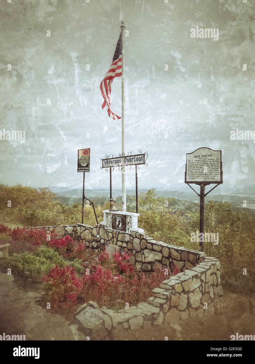 Overlook patriotic hi-res stock photography and images - Alamy