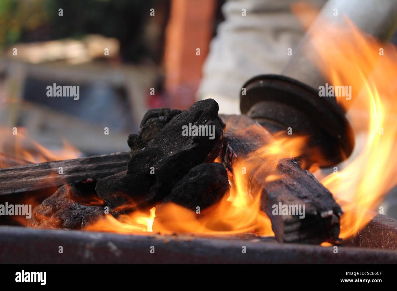 Shutter fire hi-res stock photography and images - Alamy