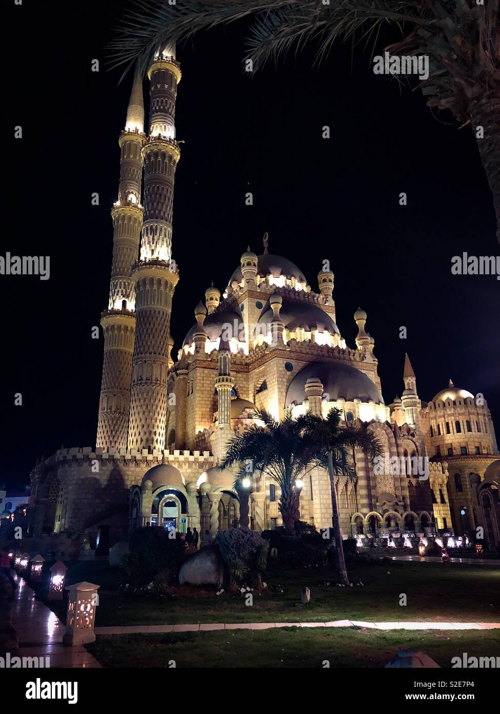 Arabic religion hi-res stock photography and images - Alamy