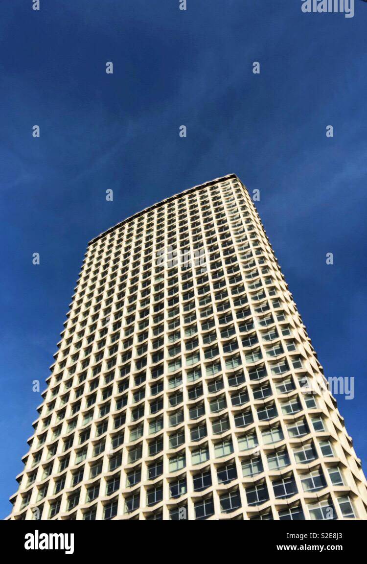 Homeless centrepoint hi-res stock photography and images - Alamy