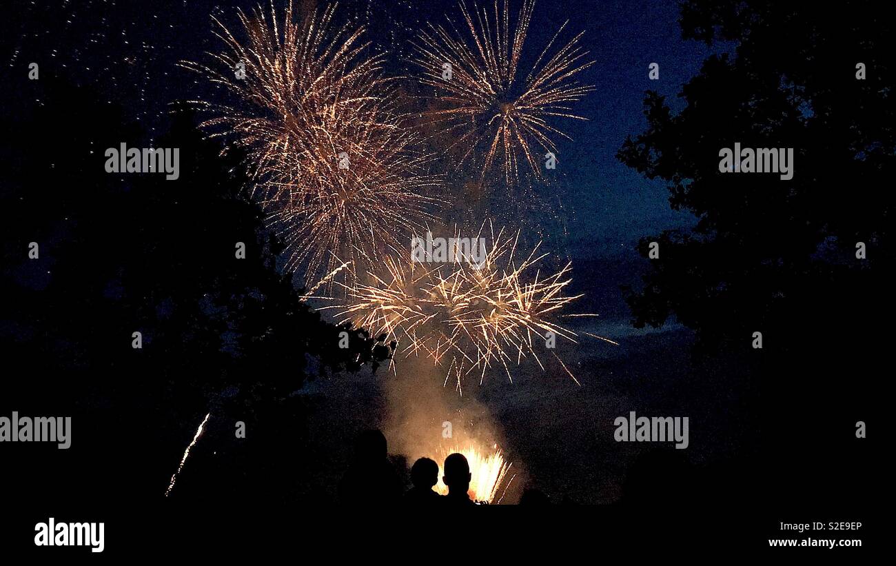 Fireworks night hi-res stock photography and images - Alamy