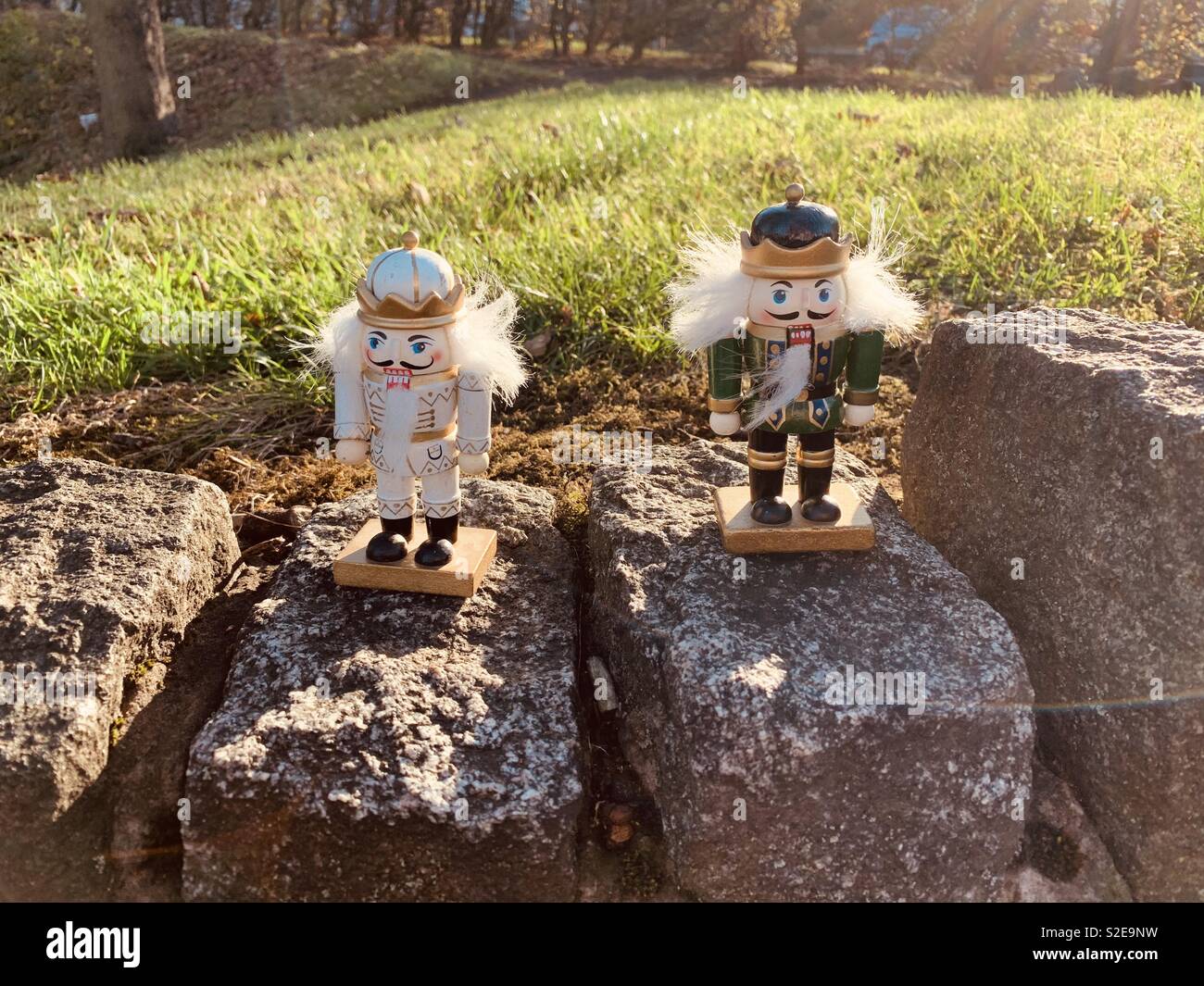 Two nutcrackers hi-res stock photography and images - Alamy