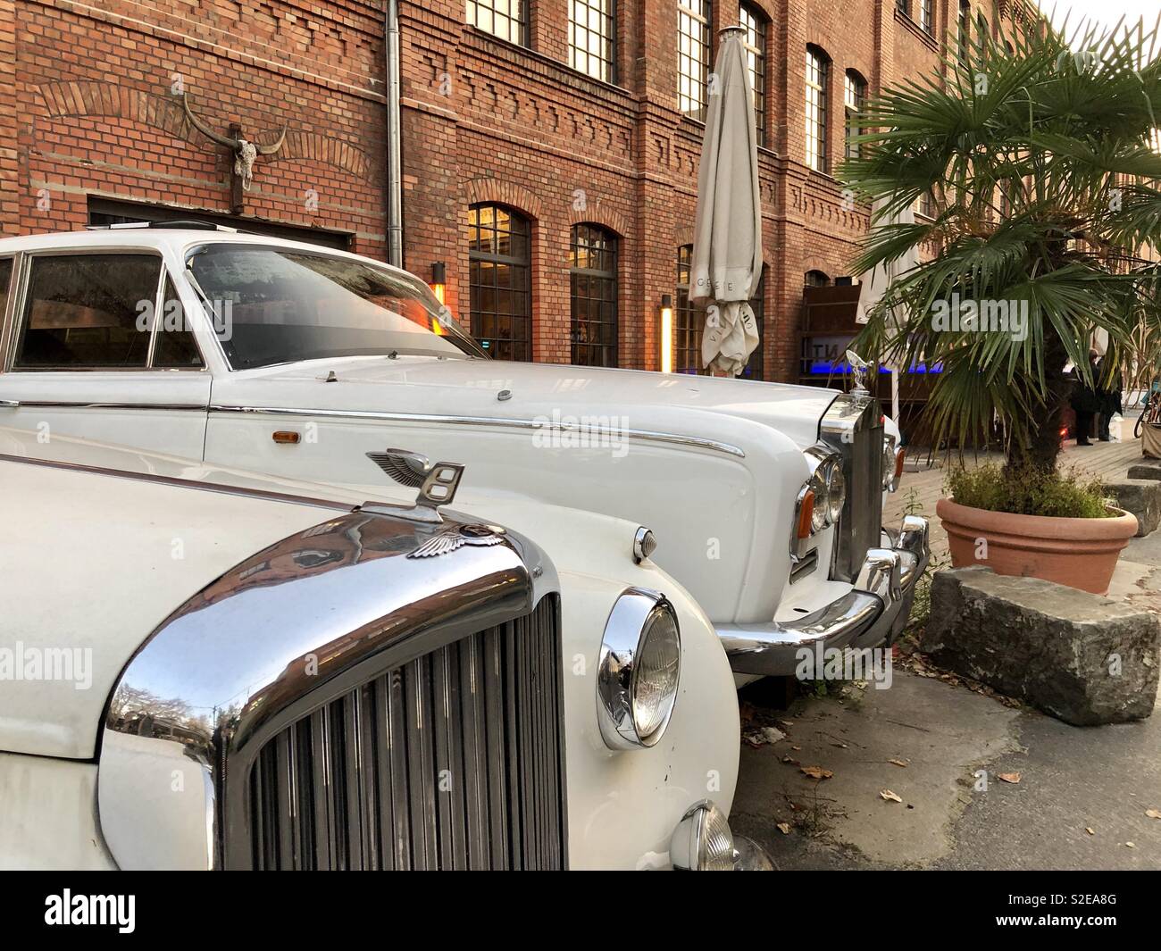 Rolls royce club hi-res stock photography and images - Alamy