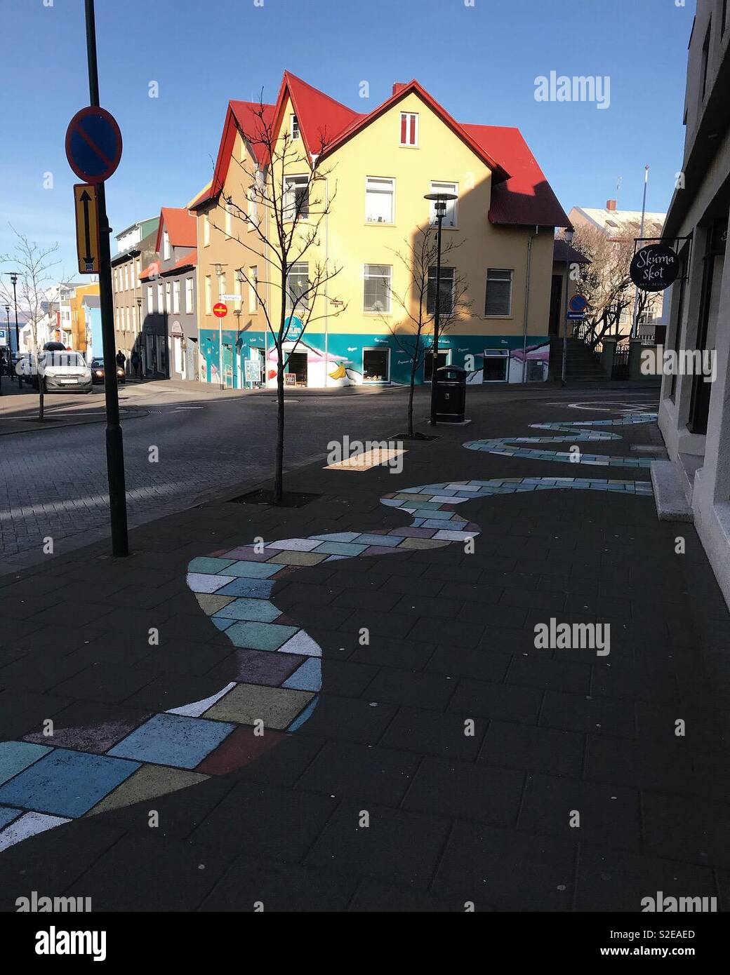 Bright colourful landscape hi-res stock photography and images - Alamy