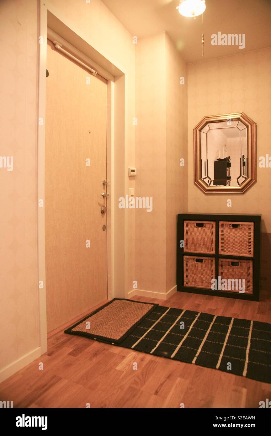 Back Of Mirror Home High Resolution Stock Photography and Images - Alamy