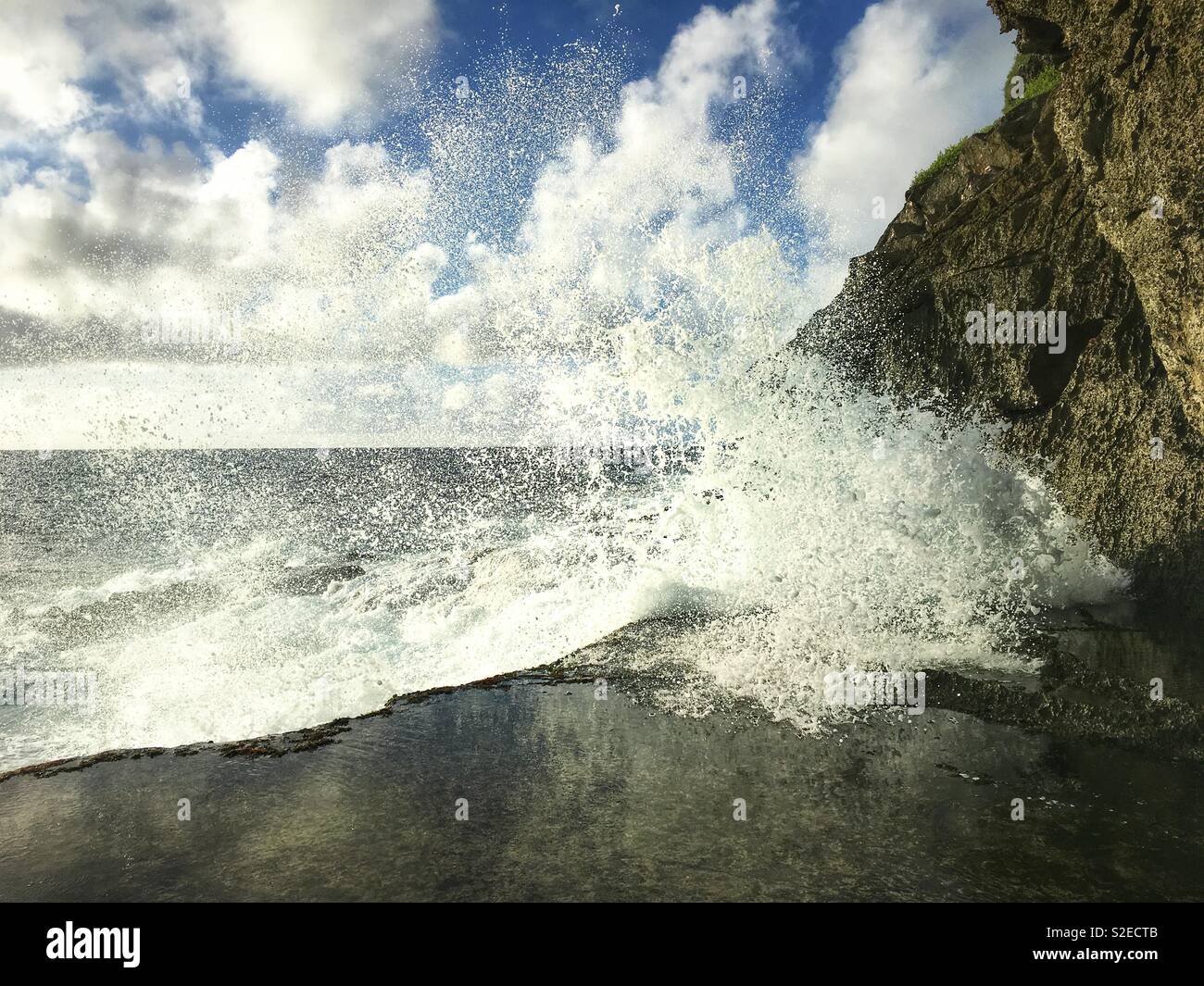 Wave of the Pacific Ocean, Tagachang Bay, Guam Stock Photo - Alamy
