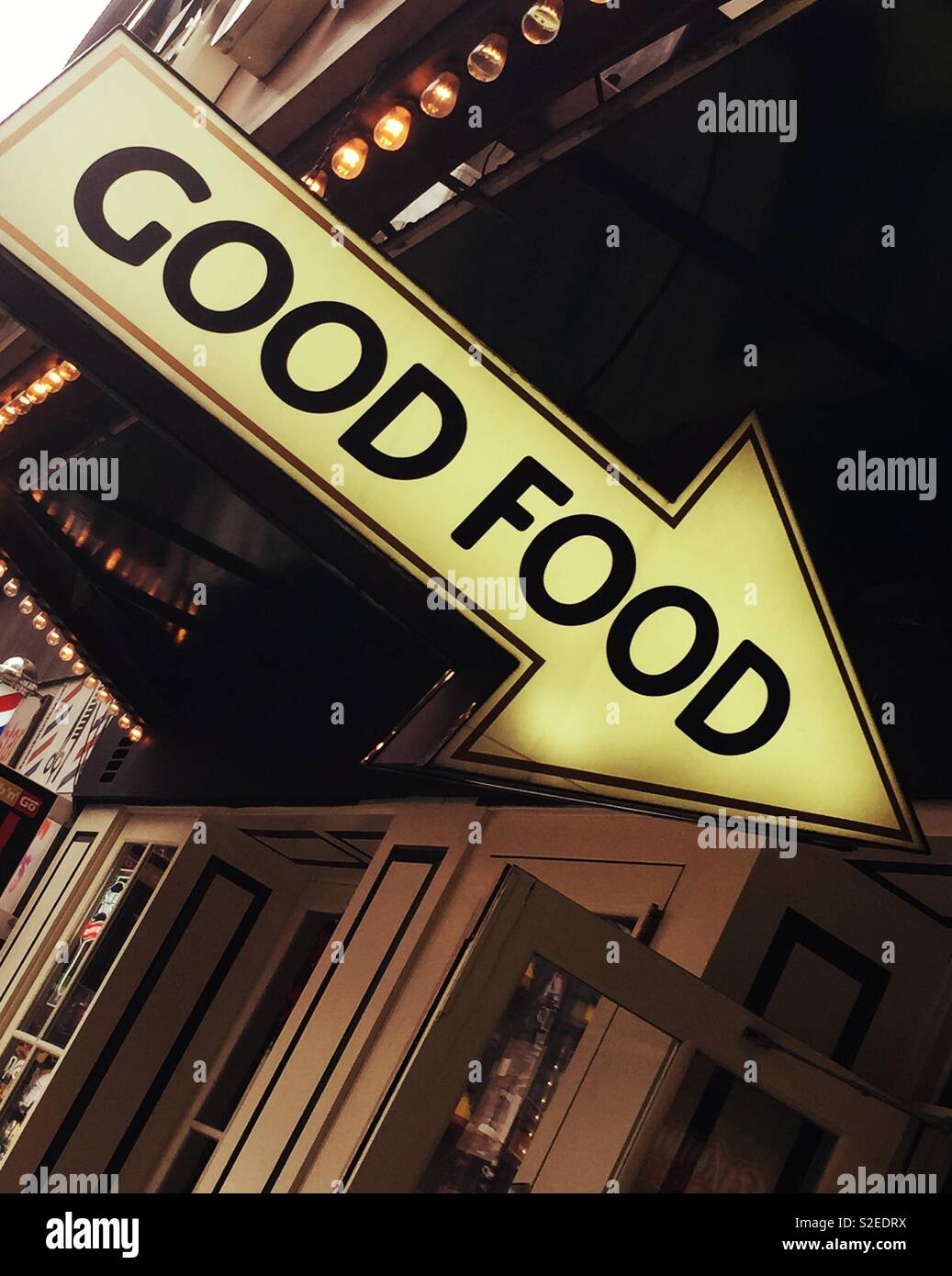 Food Sign With Arrow High Resolution Stock Photography and Images - Alamy