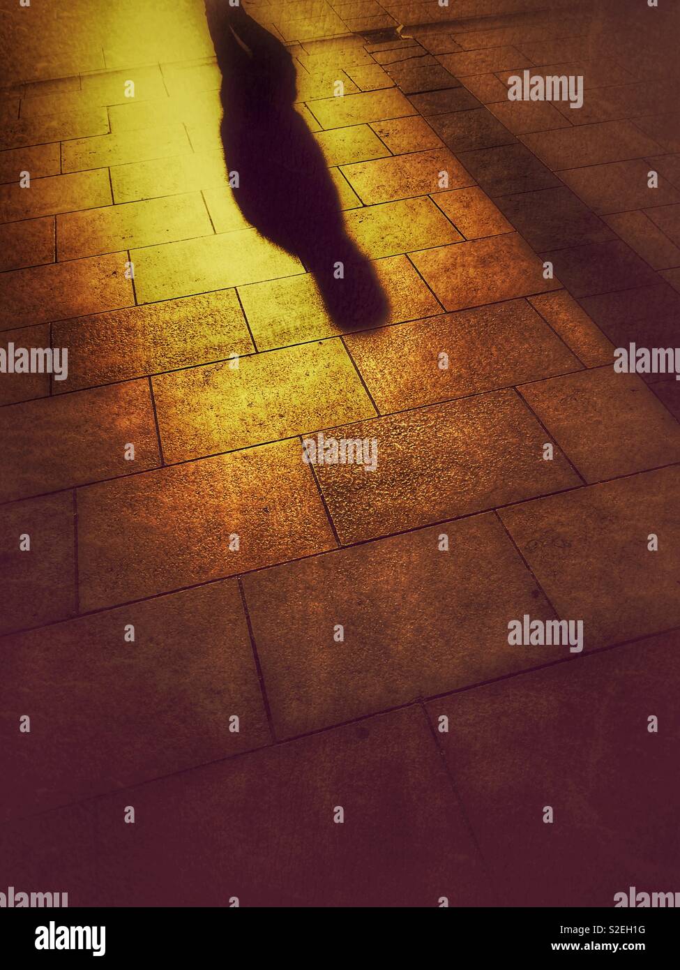 Lone shadow hi-res stock photography and images - Alamy