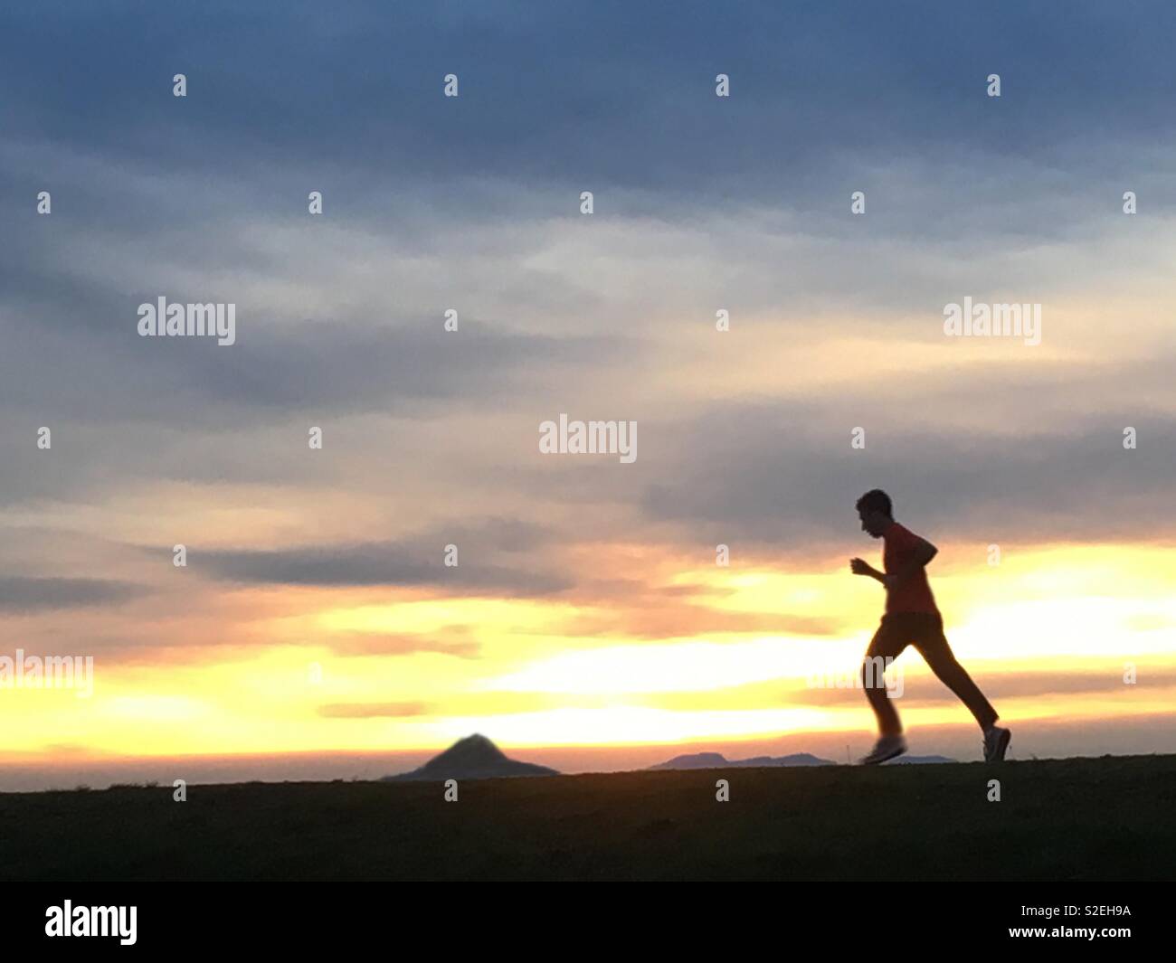 Running lifestyle hi-res stock photography and images - Alamy