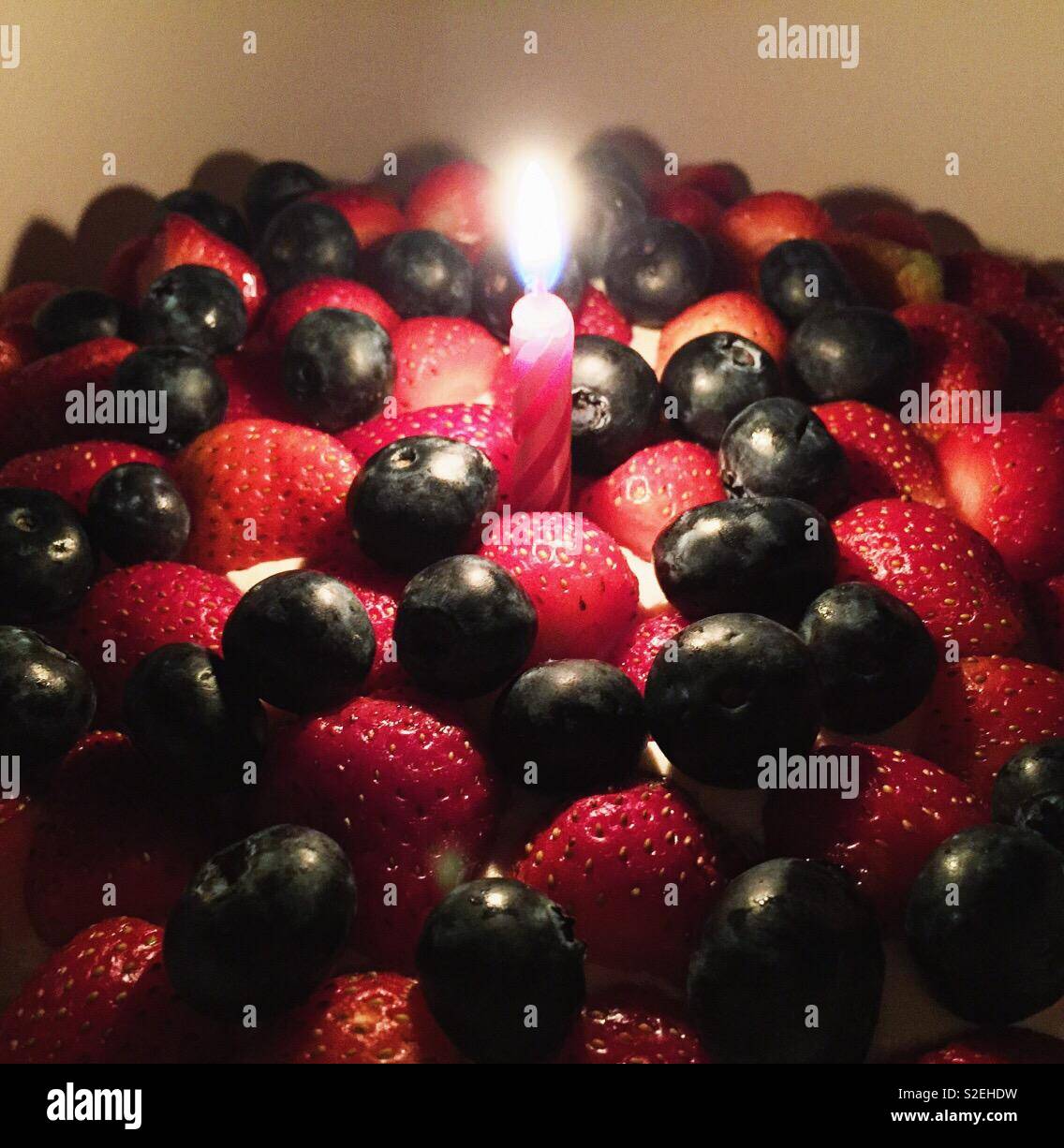Pavlova birthday cake Stock Photo - Alamy