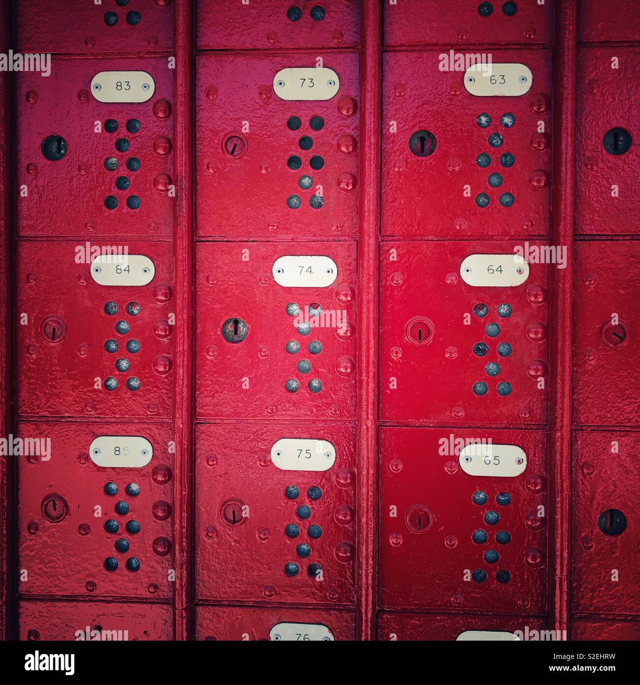Red post boxes hi-res stock photography and images - Alamy